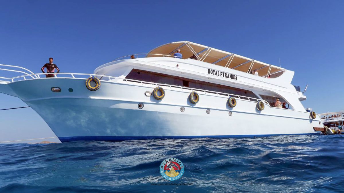 Boats – Pyramids Diving Center